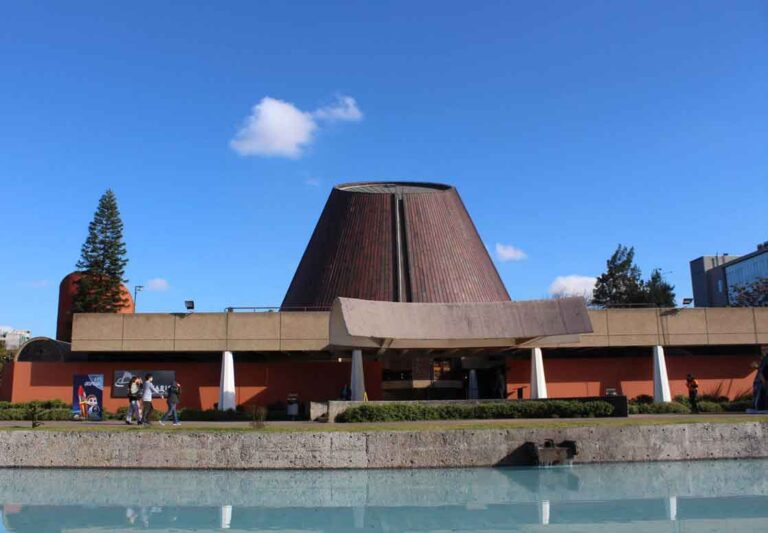 Arquitectura chilena: 10 edificios que no te puedes perder - Teisa ...